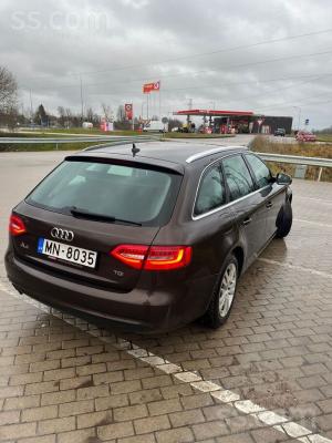 Brown Audi A4 2012 in Talsi, with an engine capacity of 2.00 L and mileage of 251 thousand km for 8600 €, photo 5 on AUTOMOTO.COM.LV