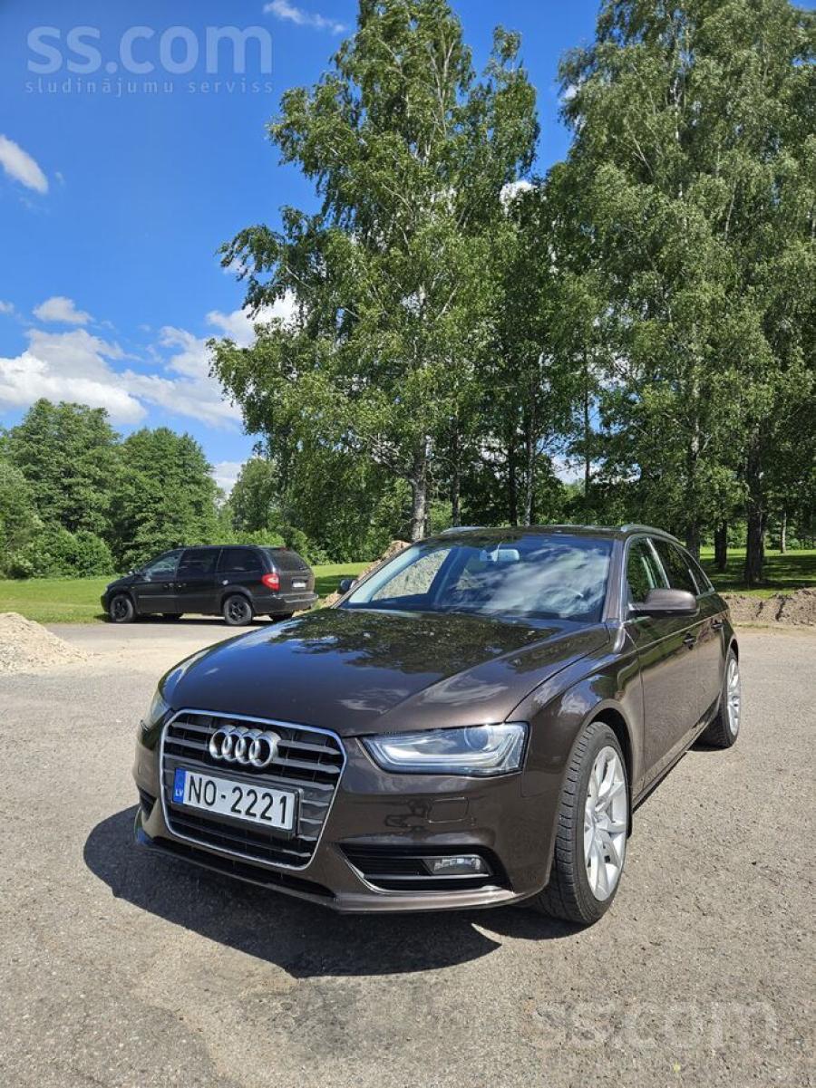 Brown Audi A4 2012 in Limbazi, with an engine capacity of 2.00 L and mileage of 323 thousand km for 6500 €, photo 11 on AUTOMOTO.COM.LV