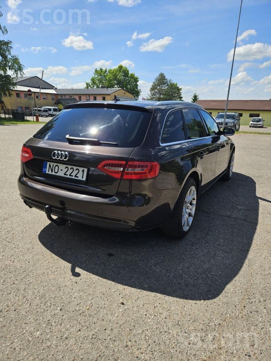 Brown Audi A4 2012 in Limbazi, with an engine capacity of 2.00 L and mileage of 323 thousand km for 6500 €, photo 15 on AUTOMOTO.COM.LV
