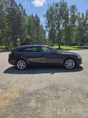 Brown Audi A4 2012 in Limbazi, with an engine capacity of 2.00 L and mileage of 323 thousand km for 6500 €, photo 16 on AUTOMOTO.COM.LV