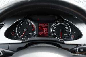Brown Audi A4 2012 in Marupe, with an engine capacity of 2.00 L and mileage of 285 thousand km for 7400 €, photo 11 on AUTOMOTO.COM.LV
