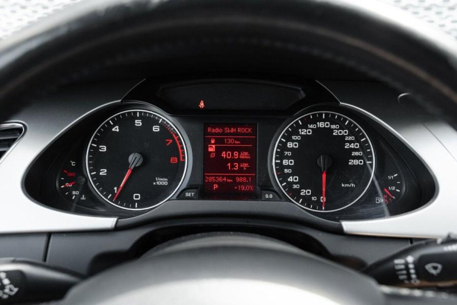 Brown Audi A4 2012 in Marupe, with an engine capacity of 2.00 L and mileage of 285 thousand km for 7400 €, photo 11 on AUTOMOTO.COM.LV