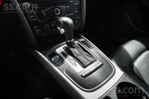 Brown Audi A4 2012 in Riga, with an engine capacity of 2.00 L and mileage of 285 thousand km for 7400 €, photo 14 on AUTOMOTO.COM.LV