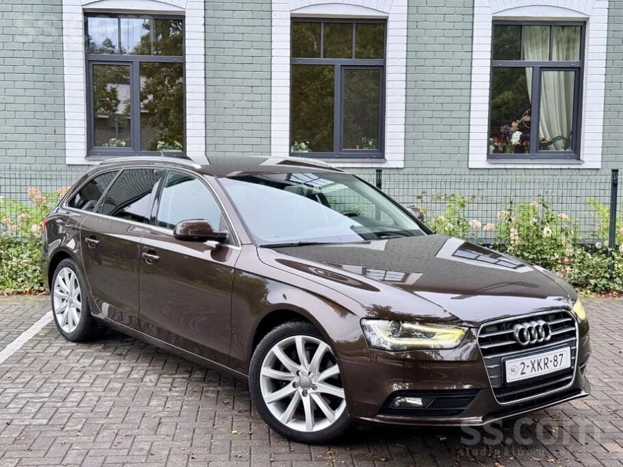 Brown Audi A4 2012 in Riga, with an engine capacity of 2.00 L and mileage of 272 thousand km for 7770 €, photo 4 on AUTOMOTO.COM.LV