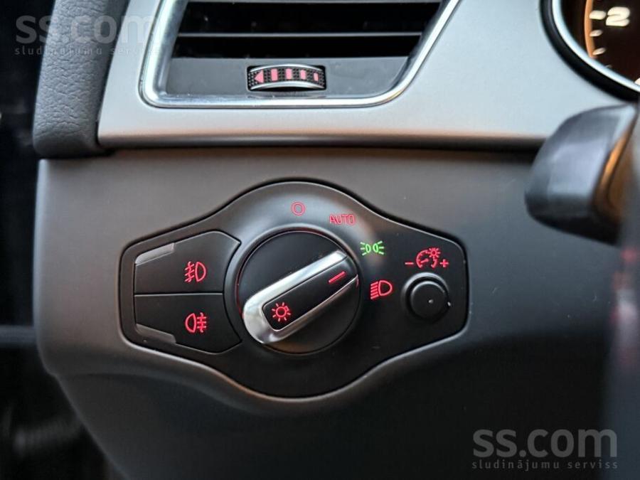 Brown Audi A4 2012 in Riga, with an engine capacity of 2.00 L and mileage of 272 thousand km for 7770 €, photo 31 on AUTOMOTO.COM.LV