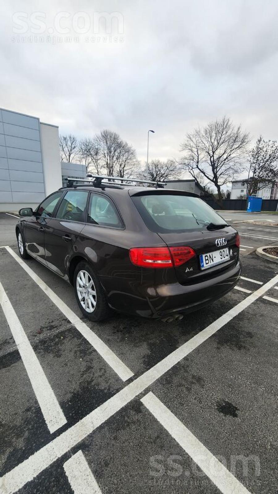 Brown Audi A4 2013 in Riga, with an engine capacity of 2.00 L and mileage of 355 thousand km for 5699 €, photo 7 on AUTOMOTO.COM.LV