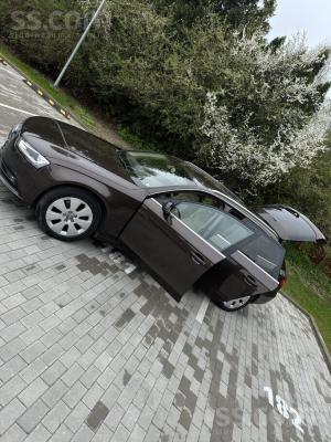 Brūns Audi A4 2013 Rīga, ar dzinēja tilpumu 2.00 L un nobraukumu 147 tūkst. km par 8300 €, foto  vietnē AUTOMOTO.COM.LV