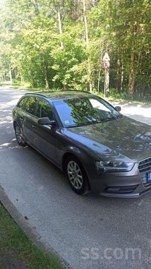 Brūns Audi A4 2013 Rīga, ar dzinēja tilpumu 2.00 L un nobraukumu 341 tūkst. km par 6850 €, foto 3 vietnē AUTOMOTO.COM.LV