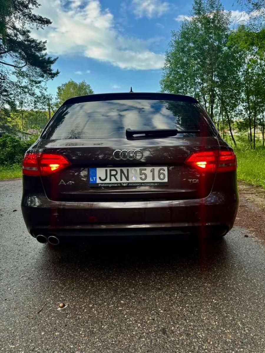 Brown Audi A4 2013 in Utena, with an engine capacity of 1.97 L and mileage of 276 thousand km for 6700 €, photo 4 on AUTOMOTO.COM.LV