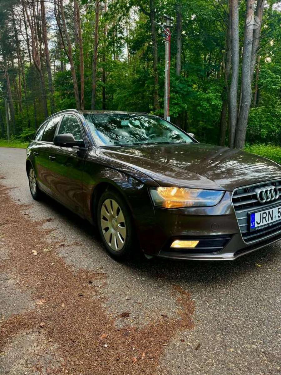 Brown Audi A4 2013 in Utena, with an engine capacity of 1.97 L and mileage of 276 thousand km for 6700 €, photo 5 on AUTOMOTO.COM.LV