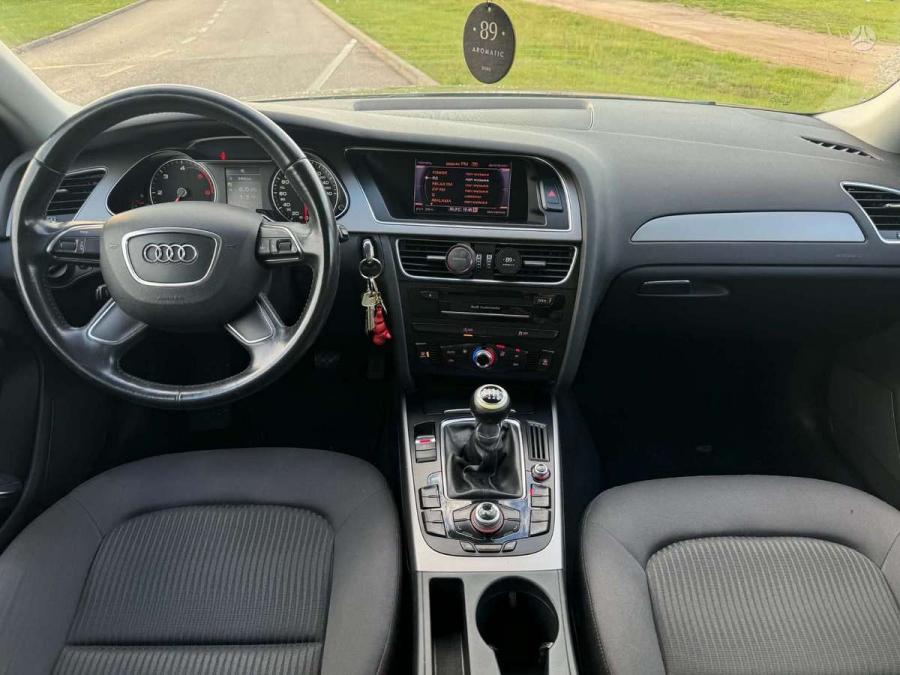 Brown Audi A4 2013 in Utena, with an engine capacity of 1.97 L and mileage of 276 thousand km for 6700 €, photo 8 on AUTOMOTO.COM.LV