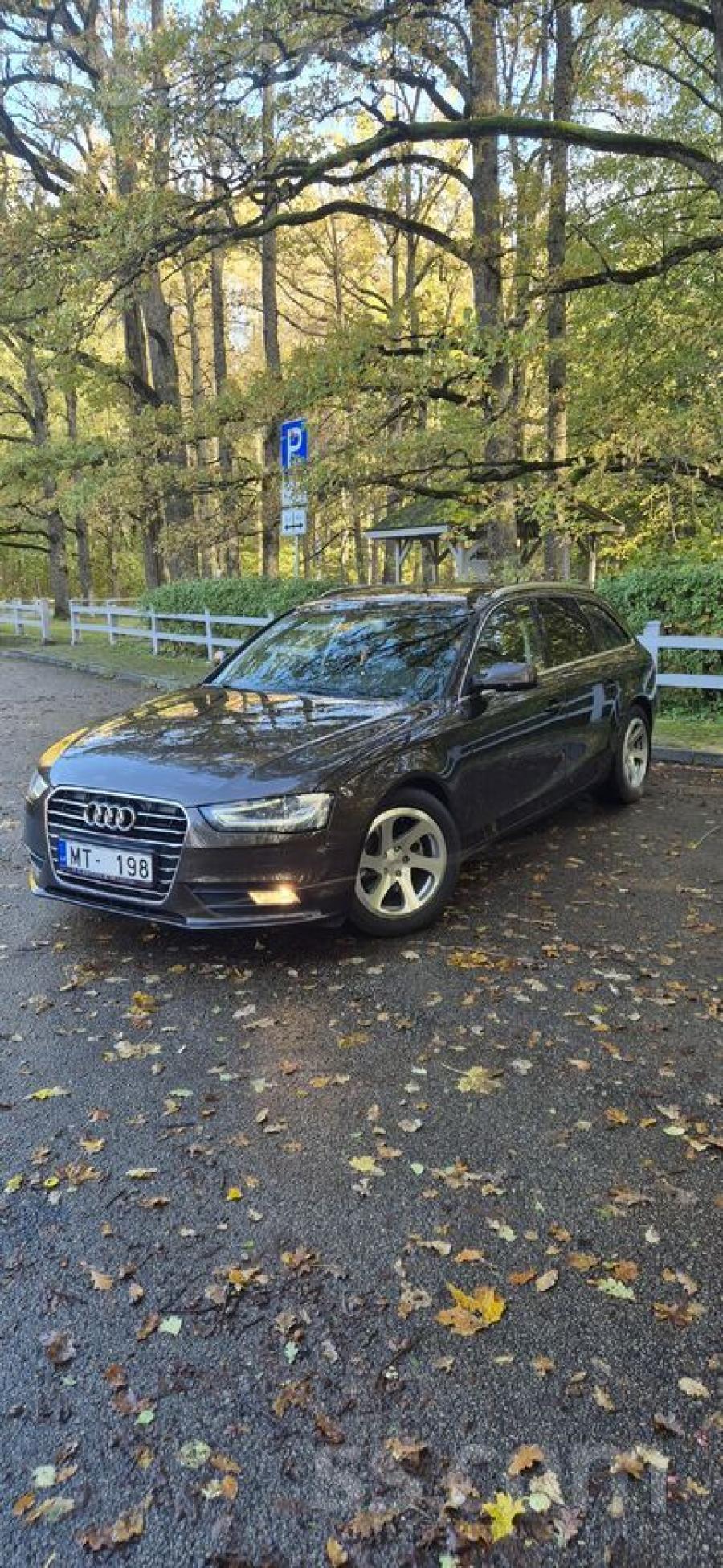 Brown Audi A4 2013 in Aizkraukle, with an engine capacity of 2.00 L and mileage of 290 thousand km for 8000 €, photo 11 on AUTOMOTO.COM.LV
