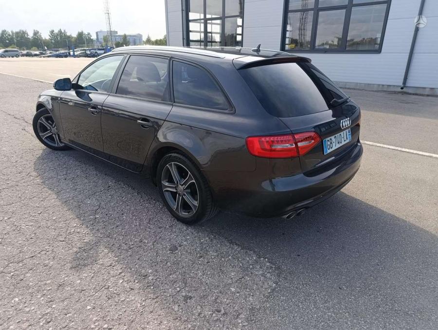 Brown Audi A4 2014 in Panevezys, with an engine capacity of 1.97 L and mileage of 149 thousand km for 8750 €, photo 4 on AUTOMOTO.COM.LV
