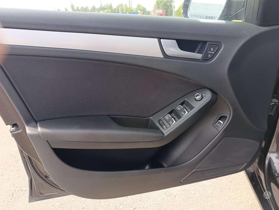 Brown Audi A4 2014 in Panevezys, with an engine capacity of 1.97 L and mileage of 149 thousand km for 8850 €, photo 11 on AUTOMOTO.COM.LV