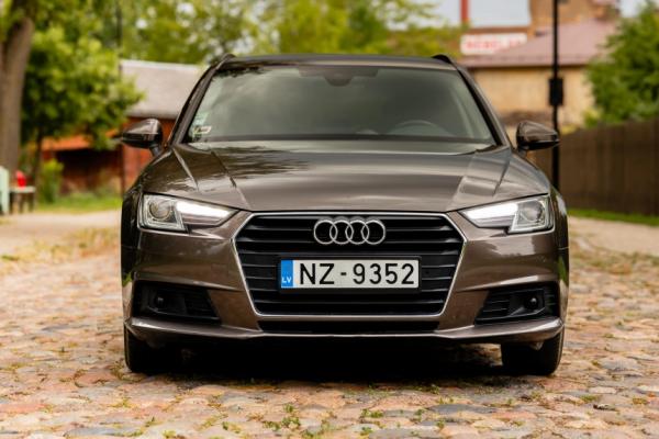 Brūns Audi A4 2017 Rīga, ar dzinēja tilpumu 2.00 L un nobraukumu 165 tūkst. km par 13490 €, foto 1 vietnē AUTOMOTO.COM.LV