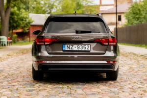 Brūns Audi A4 2017 Rīga, ar dzinēja tilpumu 2.00 L un nobraukumu 165 tūkst. km par 13490 €, foto 5 vietnē AUTOMOTO.COM.LV