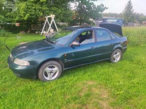 Zaļš Audi A4 1995 Viļņa, ar dzinēja tilpumu 1.80 L un nobraukumu 404 tūkst. km par 1200 €, foto 5 vietnē AUTOMOTO.COM.LV