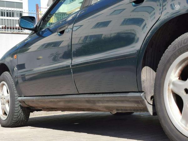 Green Audi A4 1995 in Vilnius, with an engine capacity of 1.60 L and mileage of 220 thousand km for 800 €, photo 8 on AUTOMOTO.COM.LV