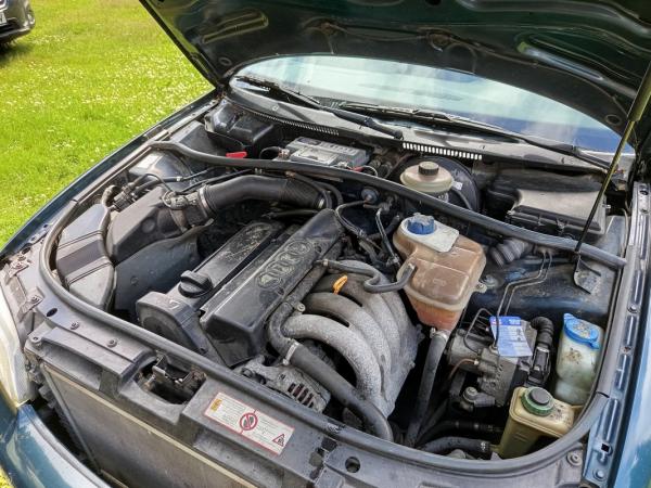 Green Audi A4 1995 in Tallinn, with an engine capacity of 0.00 L and mileage of 279 thousand km for 950 €, photo 9 on AUTOMOTO.COM.LV