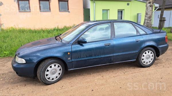 Green Audi A4 1996 in Daugavpils, with an engine capacity of 1.90 L and mileage of 360 thousand km for 930 €, photo 4 on AUTOMOTO.COM.LV