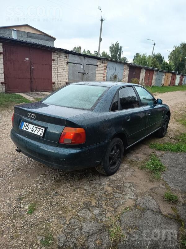 Зеленый Ауди А4 1996 в Прейли, объемом двигателя 1.80 л и пробегом 320 тыс. км за 850 €, фото 4 на AUTOMOTO.COM.LV