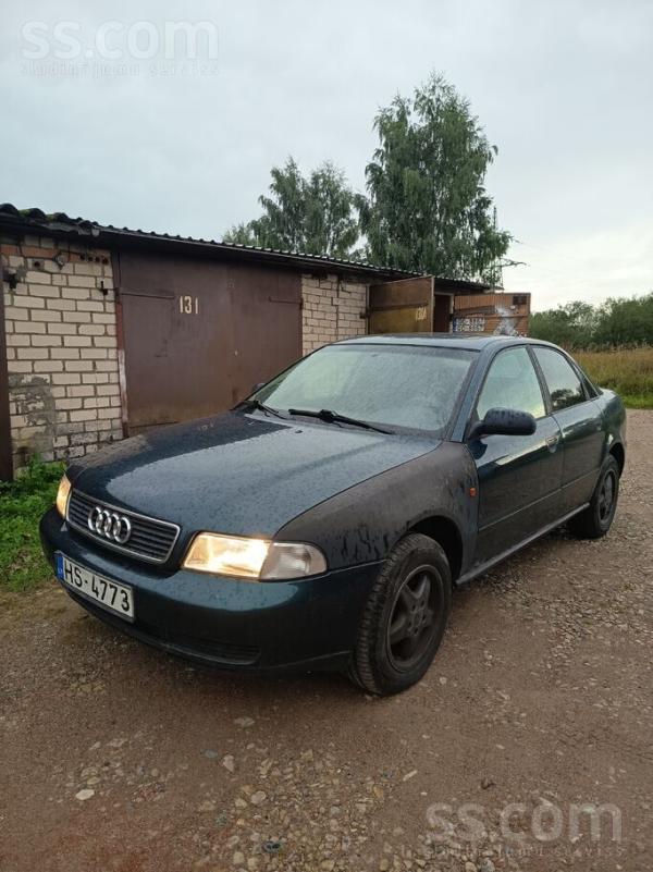 Audi A4 1996 Preiļi vietnē Zaļš Audi A4 1996 Preiļi, ar dzinēja tilpumu 1.80 L un nobraukumu 320 tūkst. km par 850 €, foto 1 vietnē AUTOMOTO.COM.LV