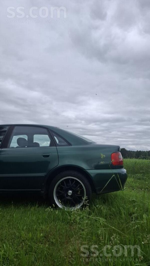 Green Audi A4 1997 in Madona, with an engine capacity of 1.90 L and mileage of 210 thousand km for 1700 €, photo 3 on AUTOMOTO.COM.LV