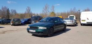 Green Audi A4 1997 in Valmiera, with an engine capacity of 1.90 L and mileage of 355 thousand km for 750 €, photo 8 on AUTOMOTO.COM.LV
