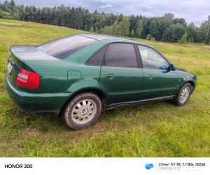 Zaļš Audi A4 1997 Rēzekne, ar dzinēja tilpumu 1.80 L un nobraukumu 198 tūkst. km par 750 €, foto 5 vietnē AUTOMOTO.COM.LV