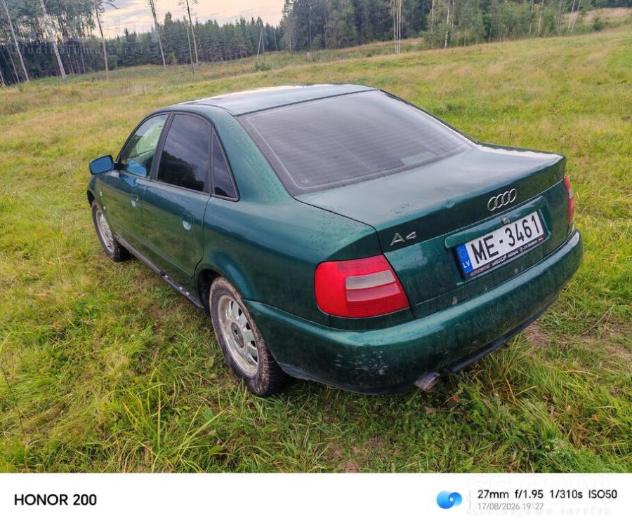 Zaļš Audi A4 1997 Rēzekne, ar dzinēja tilpumu 1.80 L un nobraukumu 198 tūkst. km par 750 €, foto 6 vietnē AUTOMOTO.COM.LV