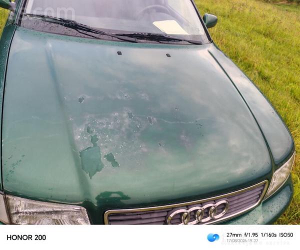 Green Audi A4 1997 in Rezekne, with an engine capacity of 1.80 L and mileage of 198 thousand km for 750 €, photo 8 on AUTOMOTO.COM.LV