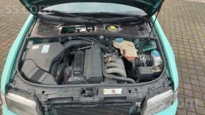 Green Audi A4 1997 in Ventspils, with an engine capacity of 1.60 L and mileage of 317 thousand km for 1150 €, photo 9 on AUTOMOTO.COM.LV