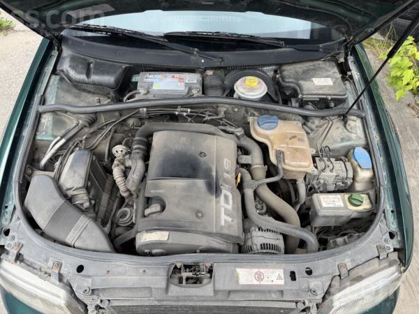 Green Audi A4 1998 in Riga, with an engine capacity of 1.90 L and mileage of 538 thousand km for 1100 €, photo 8 on AUTOMOTO.COM.LV