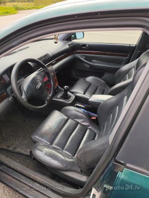 Zaļš Audi A4 1998 Kuresāre, ar dzinēja tilpumu 2.40 L un nobraukumu 305 tūkst. km par 2500 €, foto 6 vietnē AUTOMOTO.COM.LV
