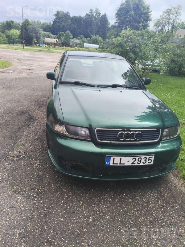 Зеленый Ауди А4 1999 в Рига, объемом двигателя 1.80 л и пробегом 294 тыс. км за 1000 €, фото 1 на AUTOMOTO.COM.LV