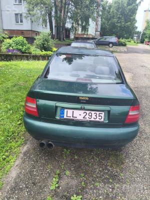 Green Audi A4 1999 in Riga, with an engine capacity of 1.80 L and mileage of 294 thousand km for 1000 €, photo 5 on AUTOMOTO.COM.LV