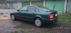 Zaļš Audi A4 2000 Tallina, ar dzinēja tilpumu 1.80 L un nobraukumu 268 tūkst. km par 600 €, foto 6 vietnē AUTOMOTO.COM.LV