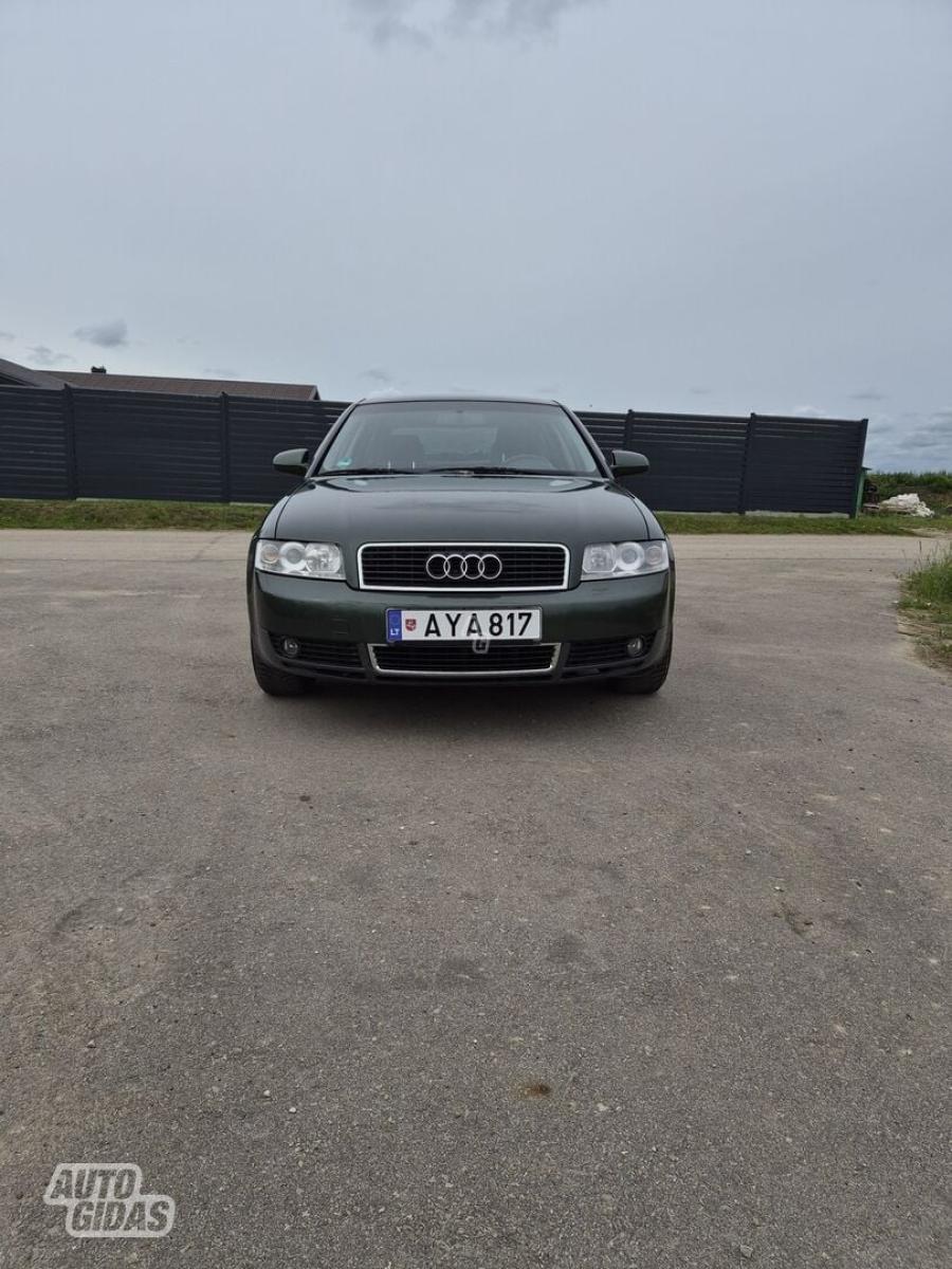 Green Audi A4 2001 in Marijampole, with an engine capacity of 2.00 L and mileage of 291 thousand km for 990 €, photo 3 on AUTOMOTO.COM.LV