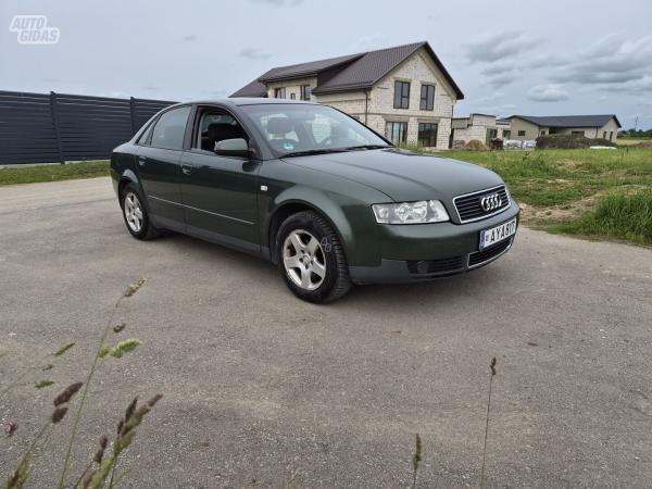 Green Audi A4 2001 in Marijampole, with an engine capacity of 2.00 L and mileage of 291 thousand km for 990 €, photo 3 on AUTOMOTO.COM.LV