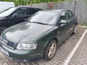 Green Audi A4 2001 in Valmiera, with an engine capacity of 2.00 L and mileage of 202 thousand km for 1650 €, photo  on AUTOMOTO.COM.LV
