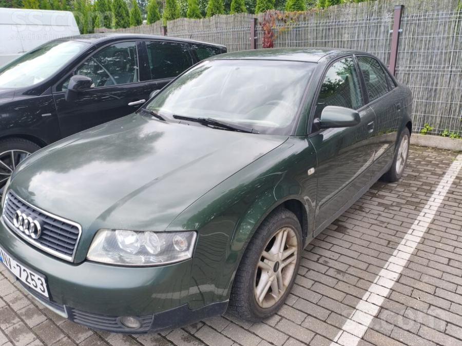 Green Audi A4 2001 in Valmiera, with an engine capacity of 2.00 L and mileage of 202 thousand km for 1650 €, photo 1 on AUTOMOTO.COM.LV