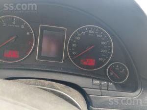 Green Audi A4 2001 in Valmiera, with an engine capacity of 2.00 L and mileage of 202 thousand km for 1650 €, photo 8 on AUTOMOTO.COM.LV
