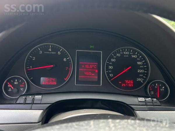 Audi A4 2001 JÅ«rmala vietnÄ ZaļŔ Audi A4 2001 JÅ«rmala, ar dzinÄja tilpumu 2.00 L un nobraukumu 257 tÅ«kst. km par 1300 ā¬, foto 6 vietnÄ AUTOMOTO.COM.LV