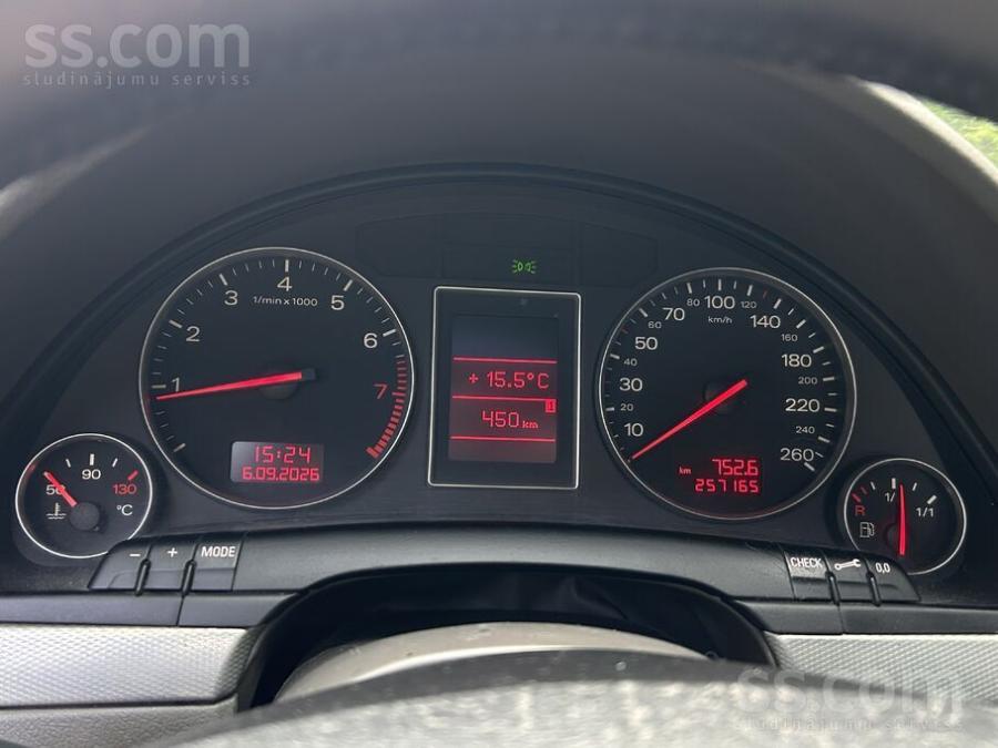 Зеленый Ауди А4 2001 в Юрмала, объемом двигателя 2.00 л и пробегом 257 тыс. км за 1000 €, фото 6 на AUTOMOTO.COM.LV