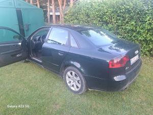 Green Audi A4 2005 in Kaunas, with an engine capacity of 1.97 L and mileage of 252 thousand km for 2350 €, photo 4 on AUTOMOTO.COM.LV