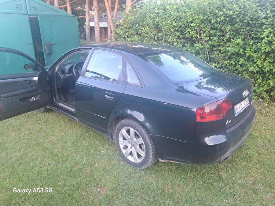 Green Audi A4 2005 in Kaunas, with an engine capacity of 1.97 L and mileage of 252 thousand km for 2350 €, photo 4 on AUTOMOTO.COM.LV