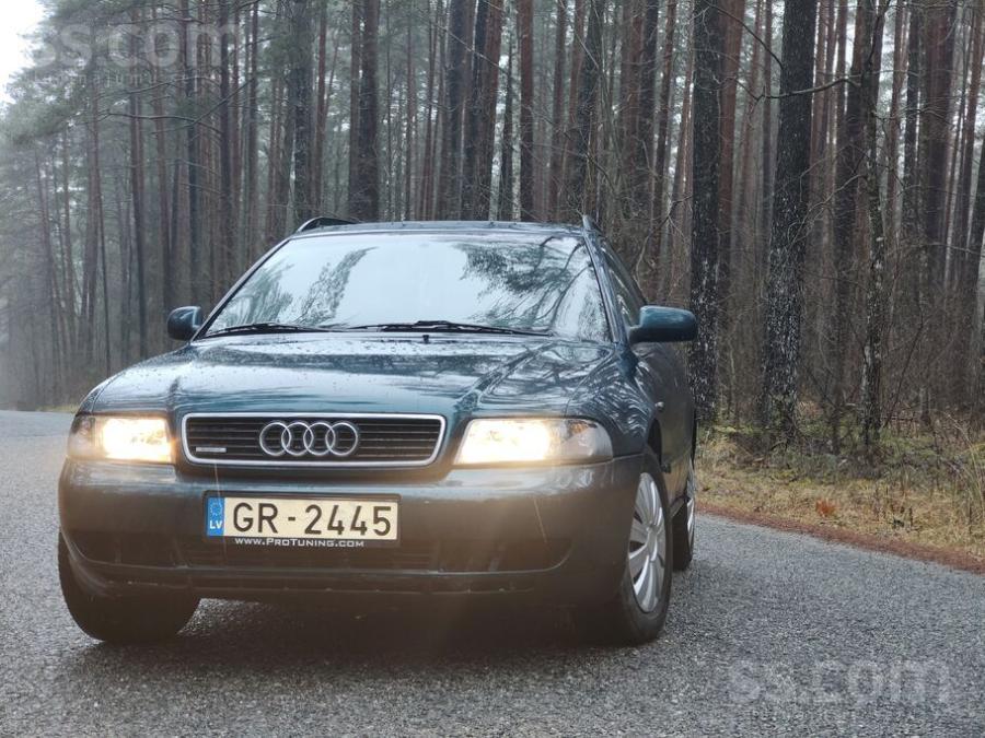 Green Audi A4 1996 in Cesis, with an engine capacity of 1.80 L and mileage of 342 thousand km for 3250 €, photo 2 on AUTOMOTO.COM.LV