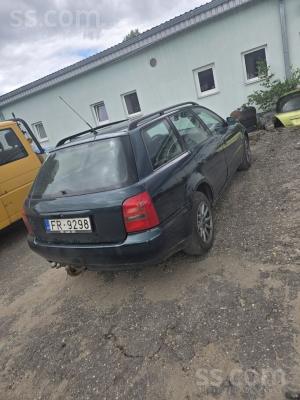 Green Audi A4 1996 in Daugavpils, with an engine capacity of 1.90 L and mileage of 552 thousand km for 1400 €, photo 4 on AUTOMOTO.COM.LV