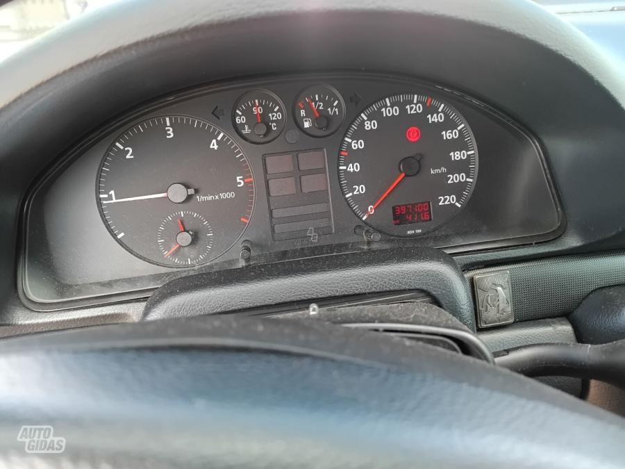 Green Audi A4 1996 in Pasvalys, with an engine capacity of 1.90 L and mileage of 397 thousand km for 1200 €, photo 10 on AUTOMOTO.COM.LV