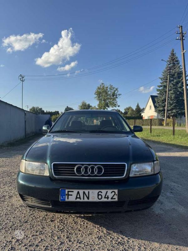 Зеленый Ауди А4 1996 в Паневежис, объемом двигателя 1.90 л и пробегом 300 тыс. км за 850 €, фото 3 на AUTOMOTO.COM.LV